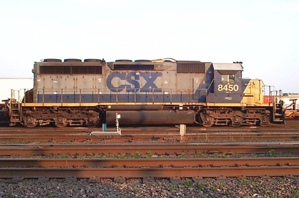 CSX SD 40-2 8450